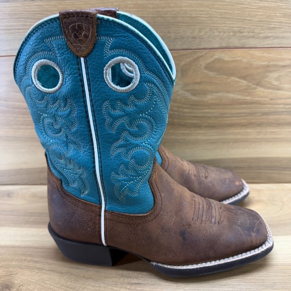 Ariat | Shoes | Ariat Crossfire Western Boots Girls Size 25 Brown ...